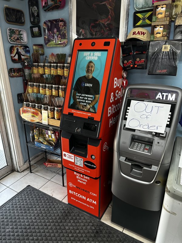 Bitcoin ATM in Tampa - The Castle Smoke Shop Bitcoin ATM in Tampa - The Castle Smoke Shop